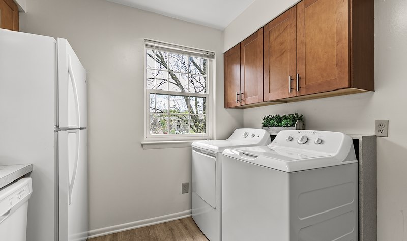Springetts Apartments- Find Apartments In York, Pennsylvania – Manor ...